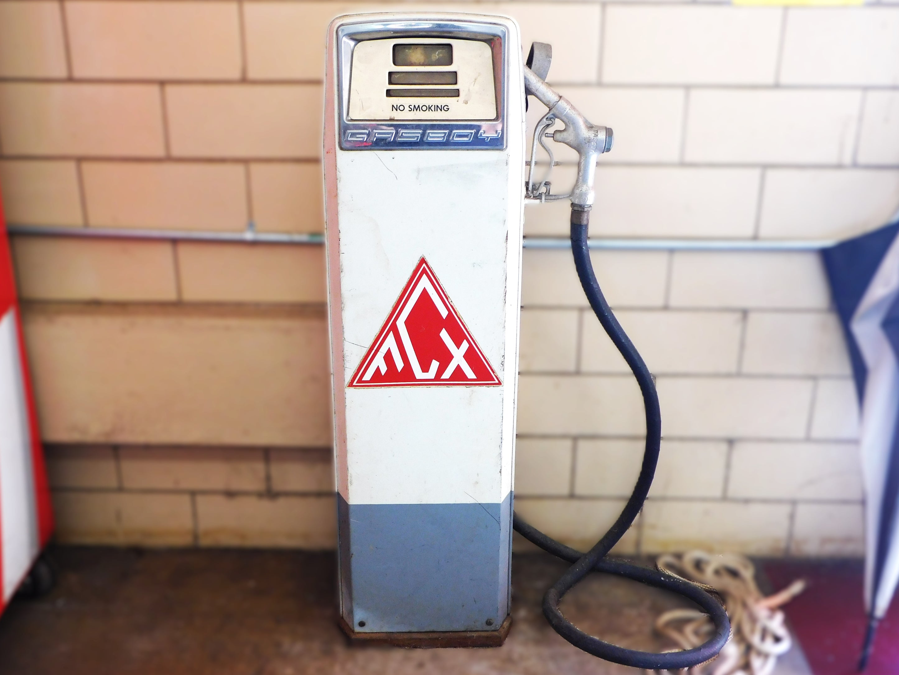 STK 10380 1960s Gasboy Model 290 Gas Pump – Auto Barn Classic Cars