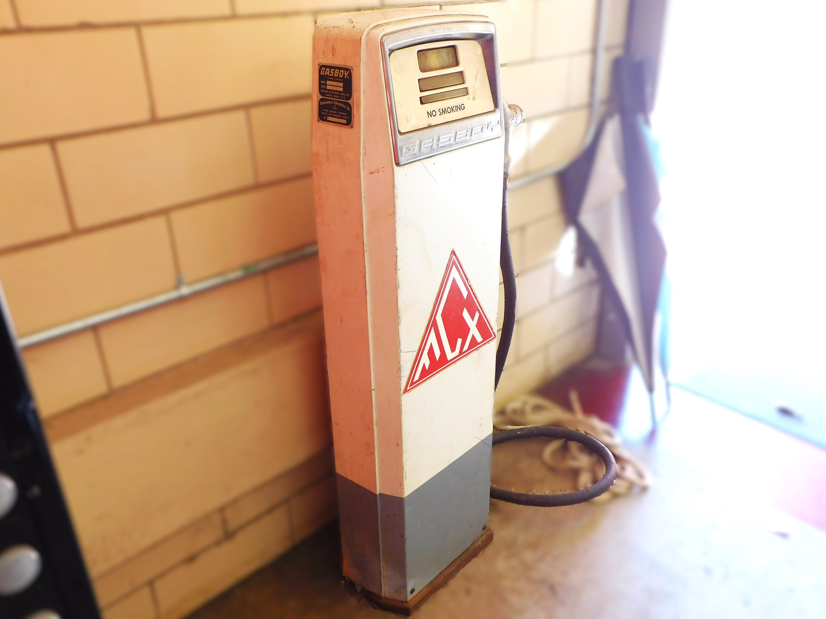 STK 10380 1960s Gasboy Model 290 Gas Pump – Auto Barn Classic Cars