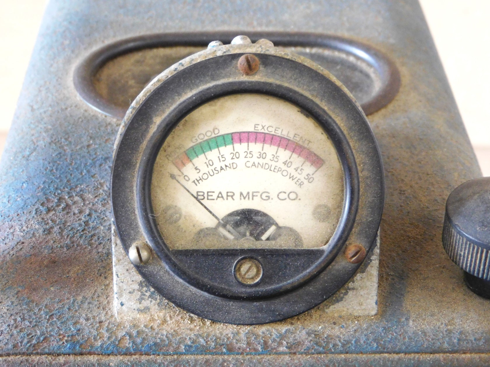 STK 10369 Vintage Bear Headlight Tester – Auto Barn Classic Cars