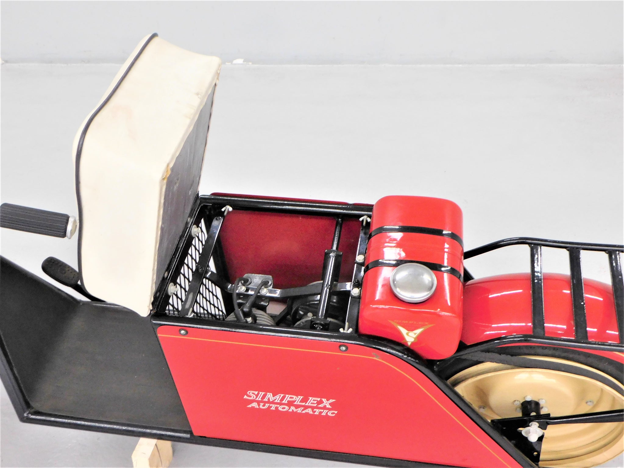 1959 Simplex Automatic Scooter – Auto Barn Classic Cars